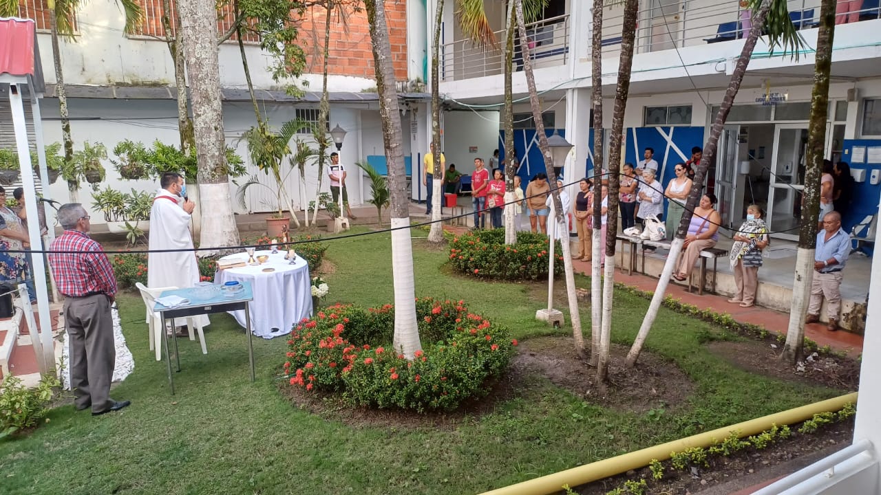 MISA EN EL HOSPITAL: UN ESPACIO DE CUIDADO Y ACOMPAÑAMIENTO ESPIRITUAL ...